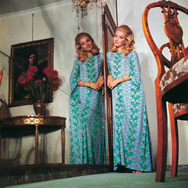 60 Photos That Prove the ’70s Was the Most Stylish Decade-Harlequin ...